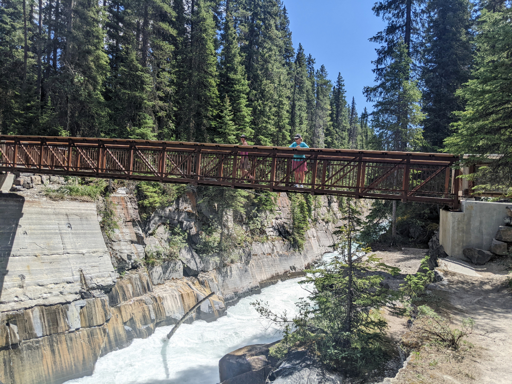 Numa Falls - Kootenay National Park - A walk and a lark