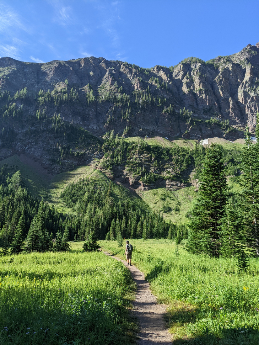 Rowe Lakes - Waterton Lakes - A walk and a lark